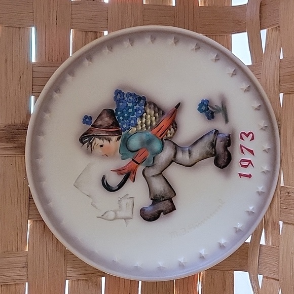 M.J. HUMMEL | Wall Decor | 973 Mj Hummel Collectible Plate | Poshmark